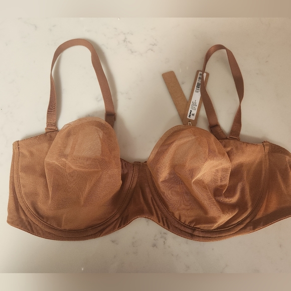 SKIMS | Intimates & Sleepwear | Nwt Skims Bra Bronze 36d | Poshmark